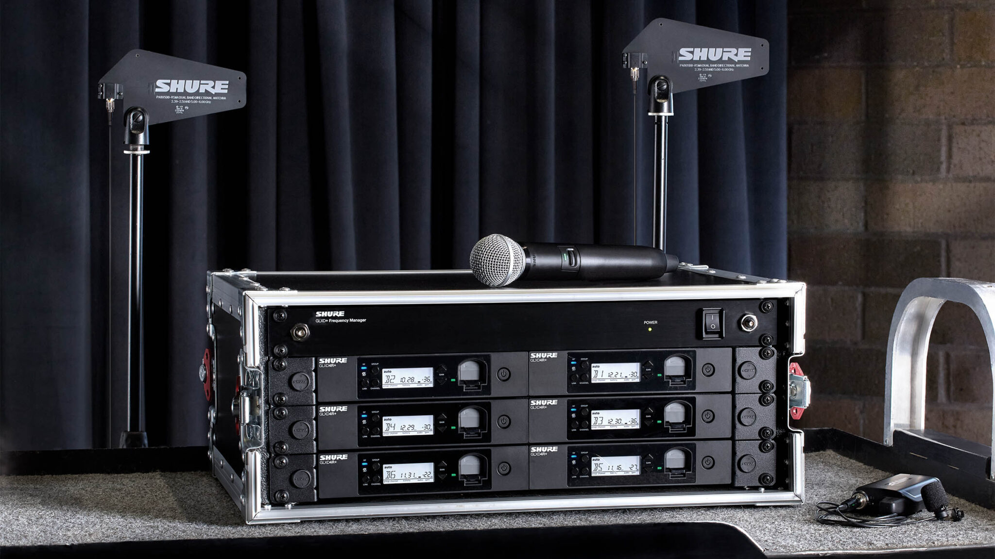 Shure GLX-D+ цифрова радіосистема Dual Band (2.4 + 5.8 ГГц)